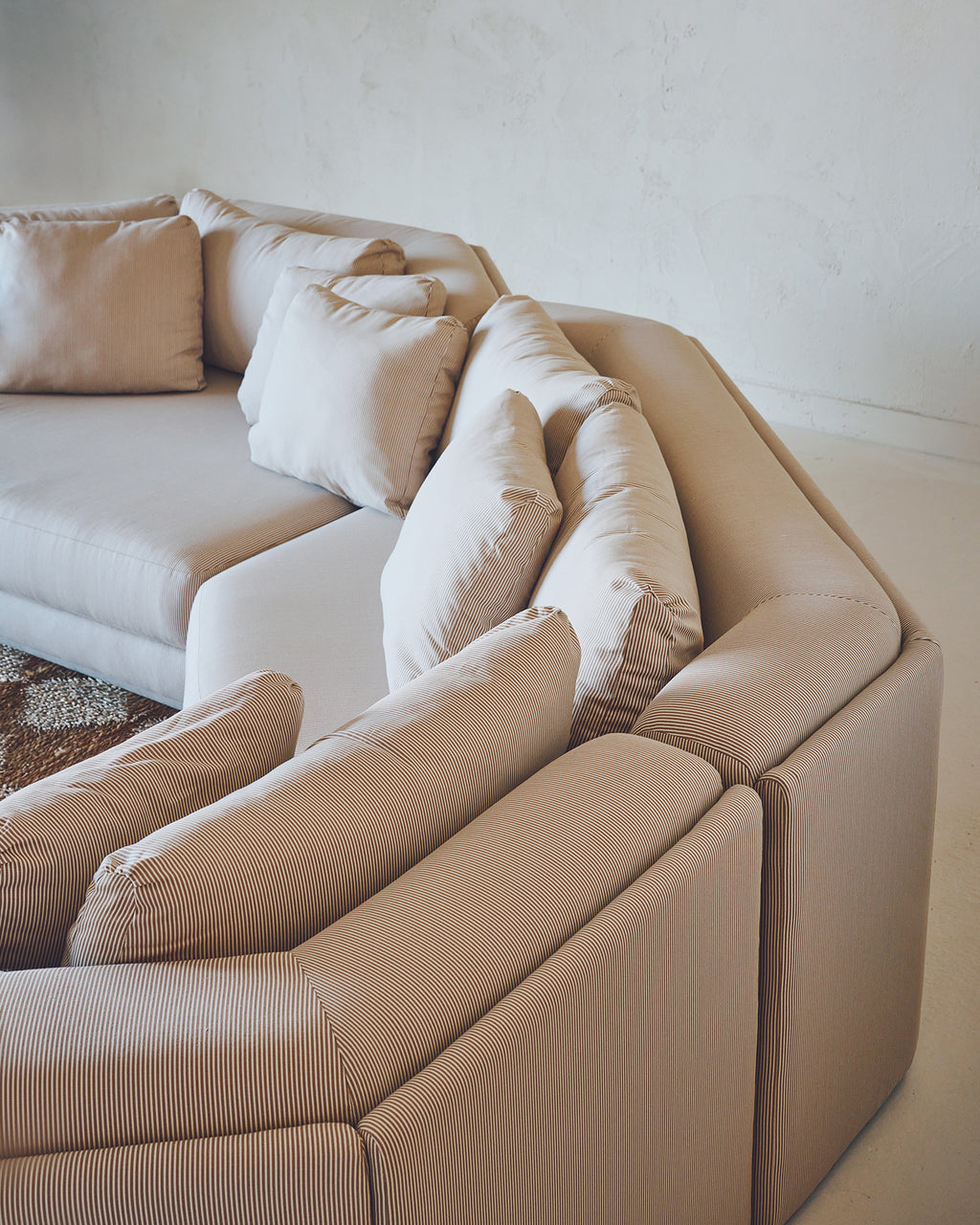 Vintage Tessellated Sectional – SSS Atelier